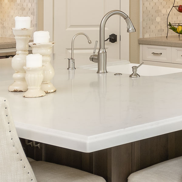 Beveled Edges: Finishing Touches for Custom Countertops - Vadara®